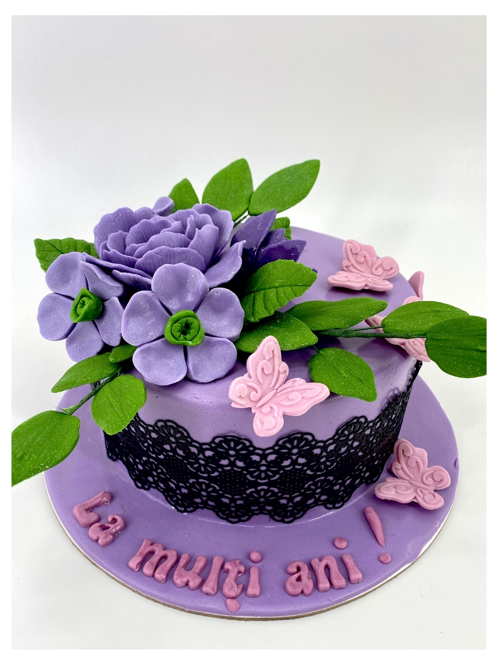 Torturi aniversare personalizate - Cofetaria Magic Cake Piatra Neamt